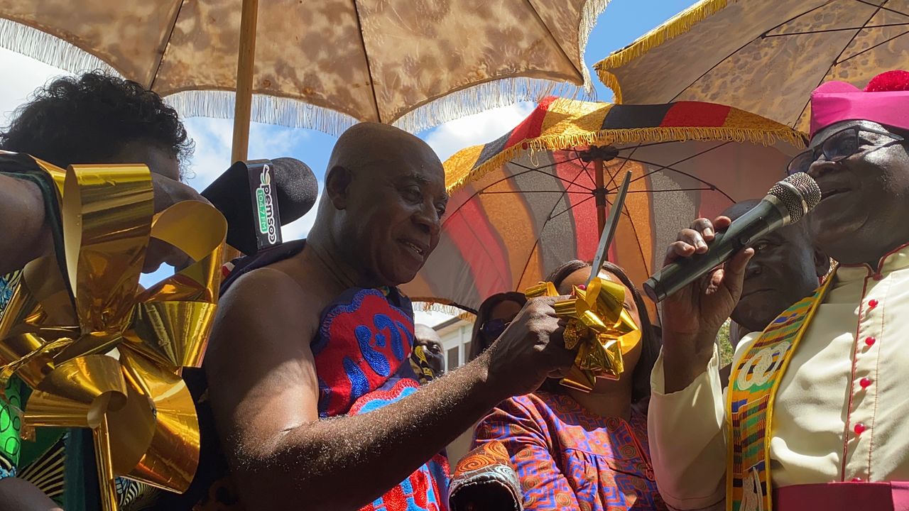 Otumfuo Osei Tutu II Foundation commissions new teachers’ bungalow at ...
